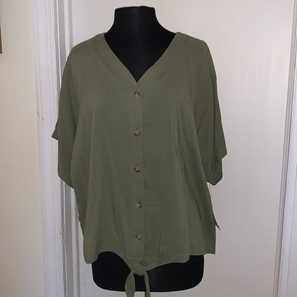 Time and Tru | Tops | New Wtags Time And Tru Button Bottom Tie Shirt ...
